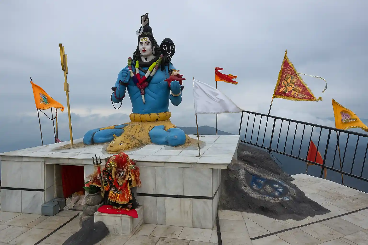 Churdhar Trek 2026: Routes, Itinerary & Best time to visit